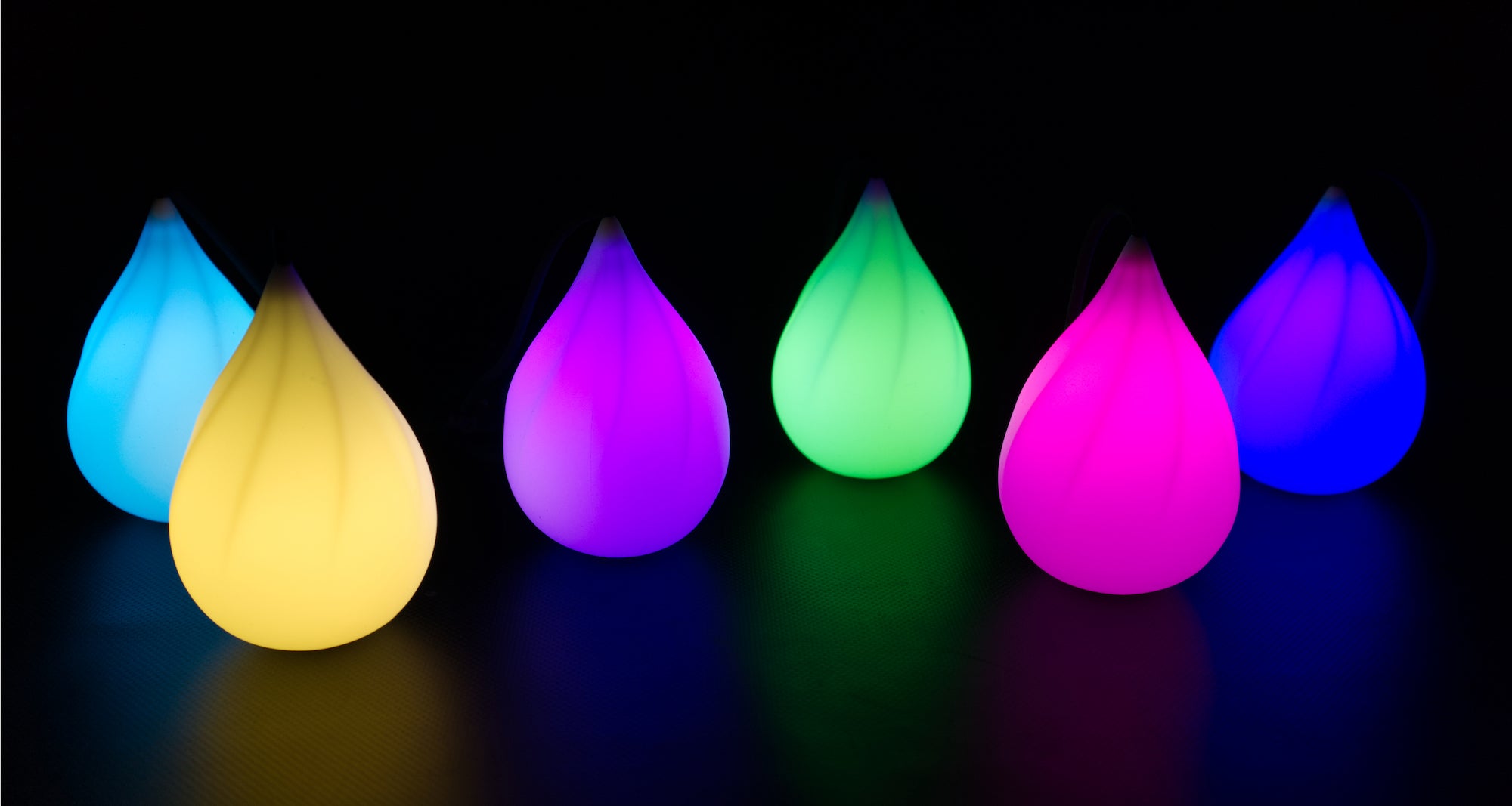 Lumi Pro Rechargeable LED / Glow Poi Balls – Threeworlds Australia