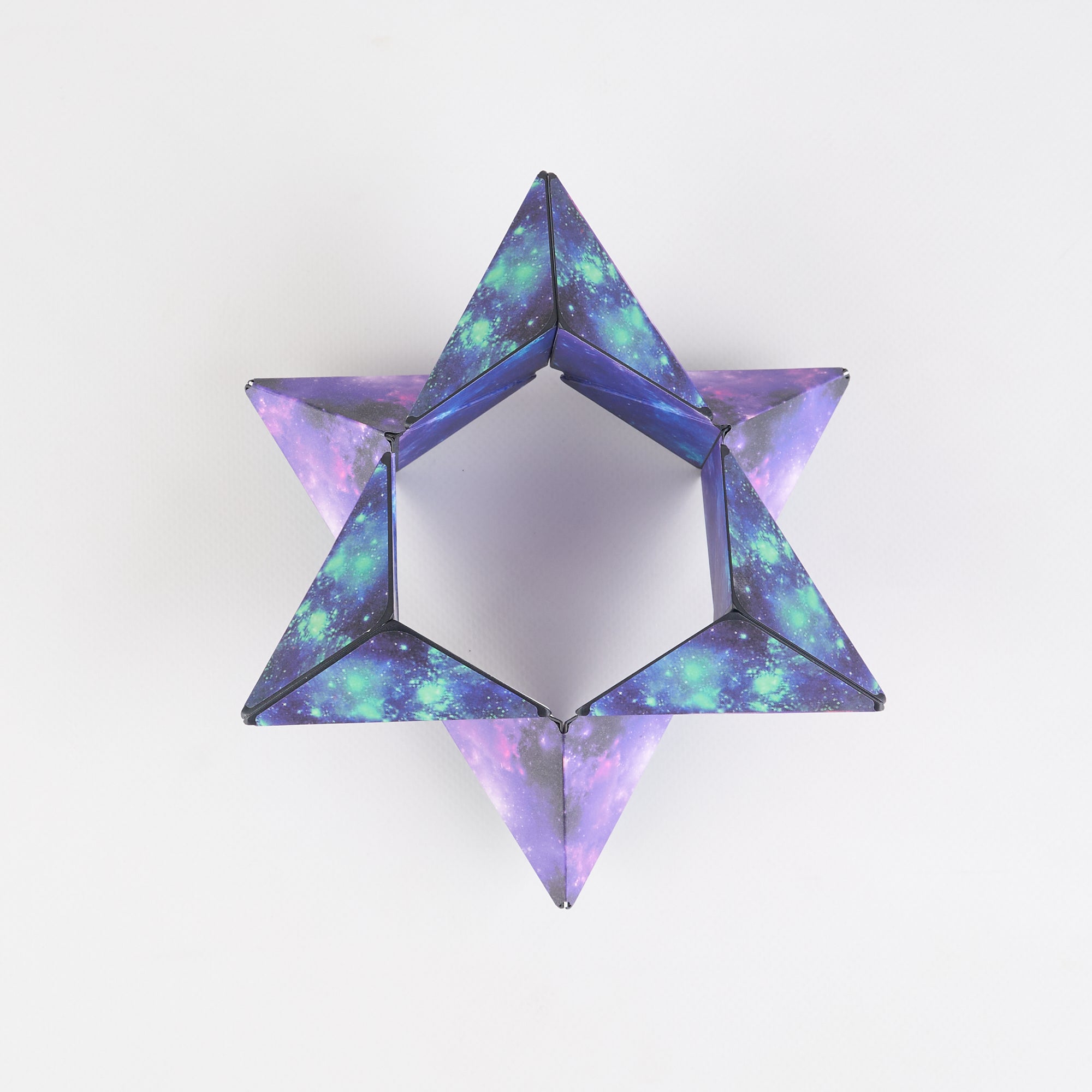 3D Shape Shifting Cube – Threeworlds Australia