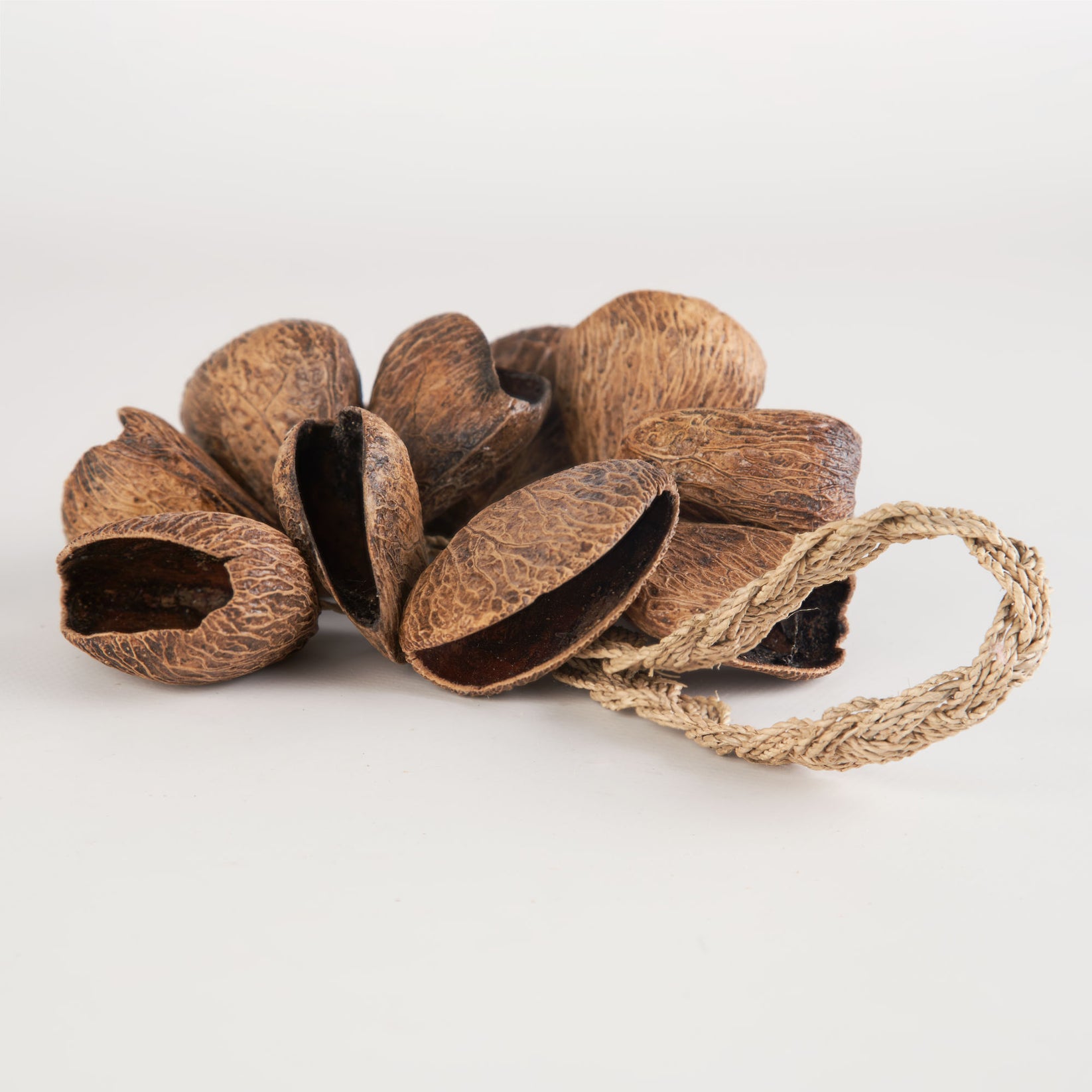 Juju Rattle - Large Seedpod – Threeworlds Australia